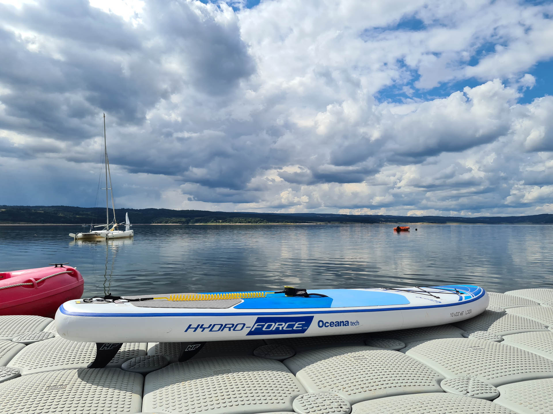 Le Lac de Naussac - Office de Tourisme de Langogne